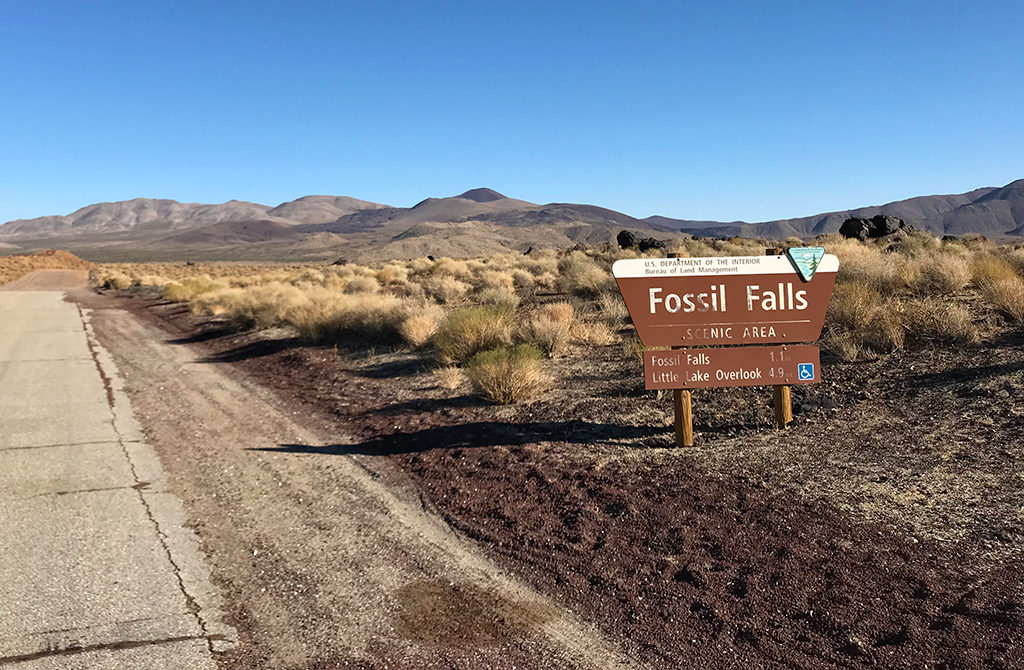 Fossil Falls, A Spectacular Dry Waterfall Off California's Highway 395