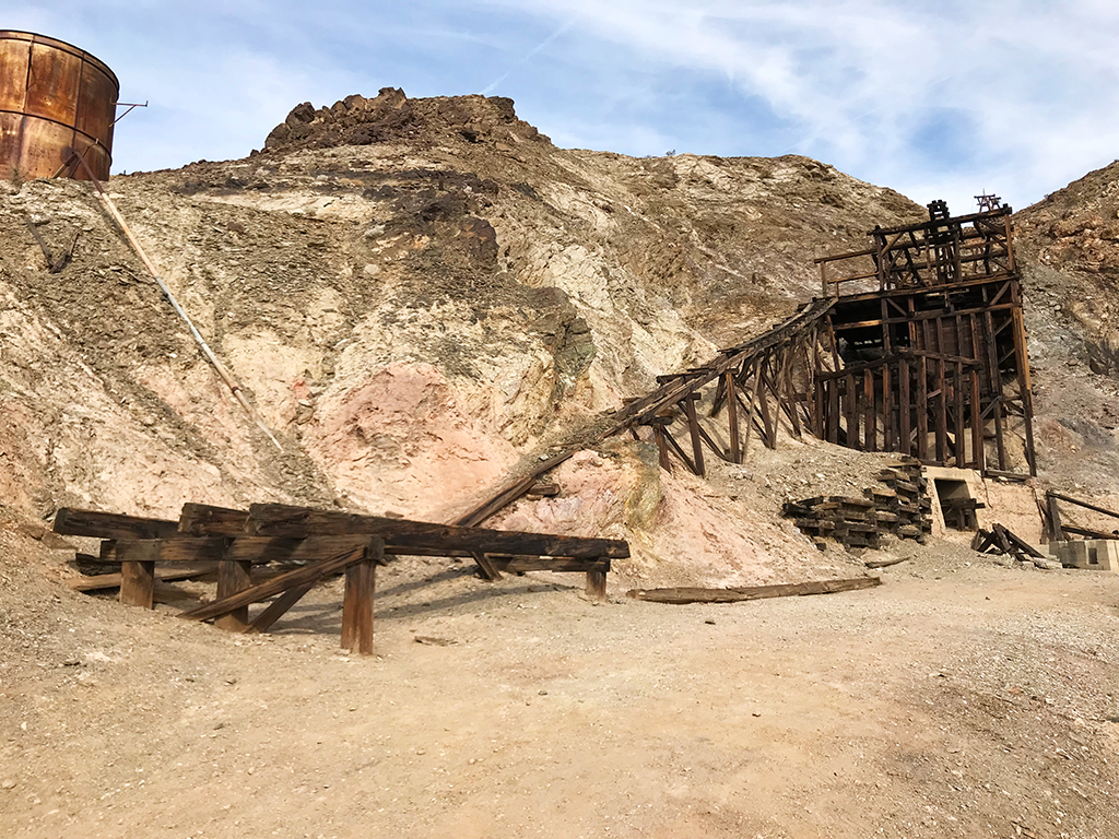 Keane Wonder Mine And Mill In Death Valley Reopened After 10 Years