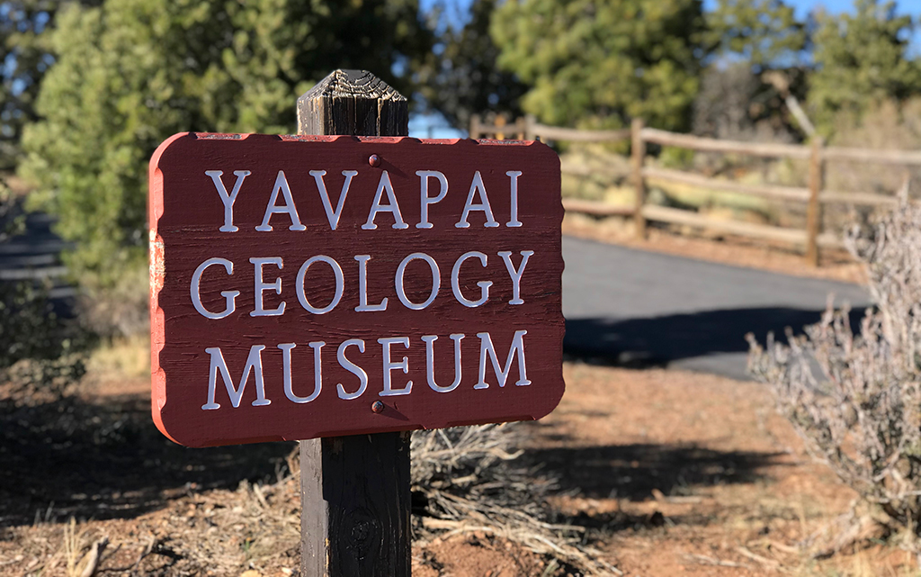 Yavapai Geology Museum At Yavapai Point, Grand Canyon National Park